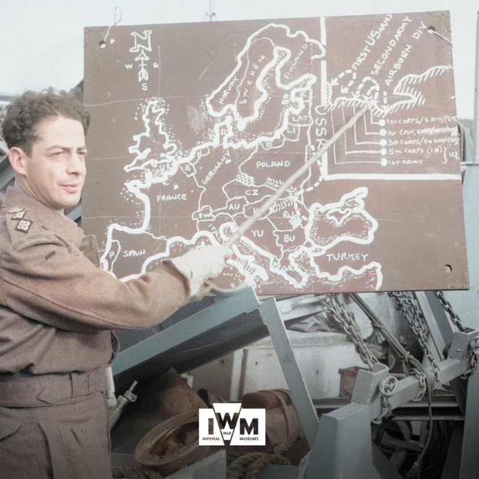 Commemorative Articles | The Royal Mint