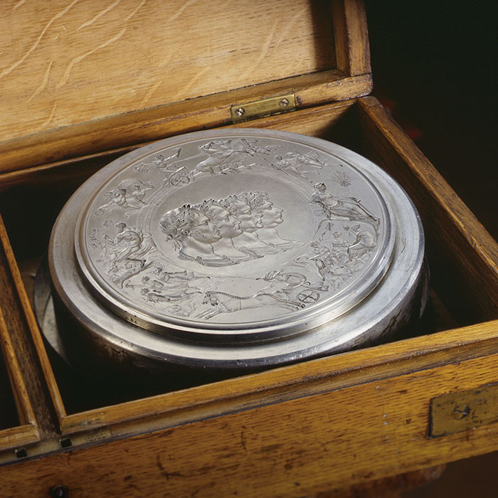 Waterloo Medal | The Royal Mint